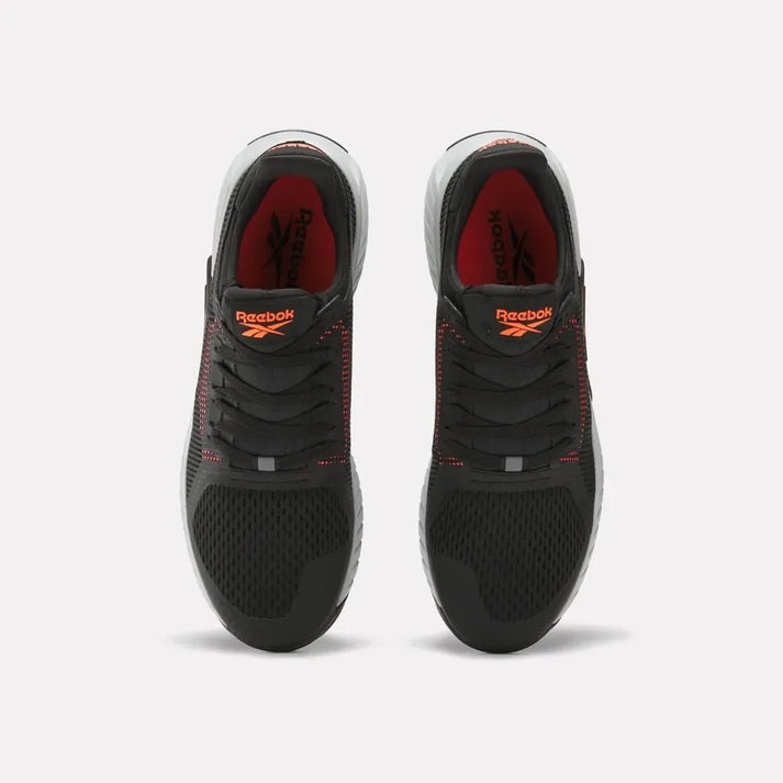 Flip Charge Training Men's Shoes – Reebok UAE